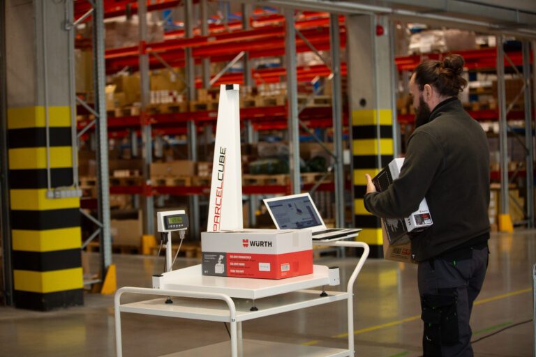 Parcel dimensioners and measurement devices | Parcelcube